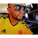 WSKQ-FM - Mega 97.9 FM New York, NY - Listen Online